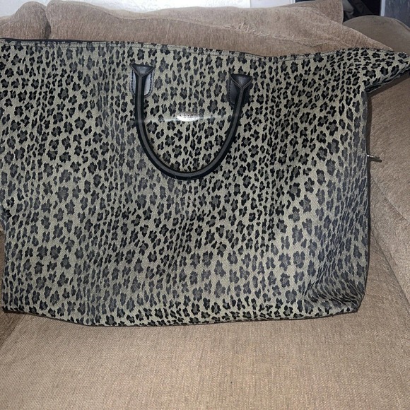 Diane Von Furstenberg | Bags | Diane Von Furstenberg Dvf Tiger Stripe ...